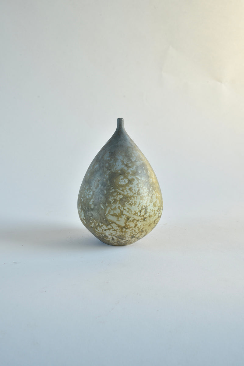 Pale blue pear shaped bottle form – Studio Cennen
