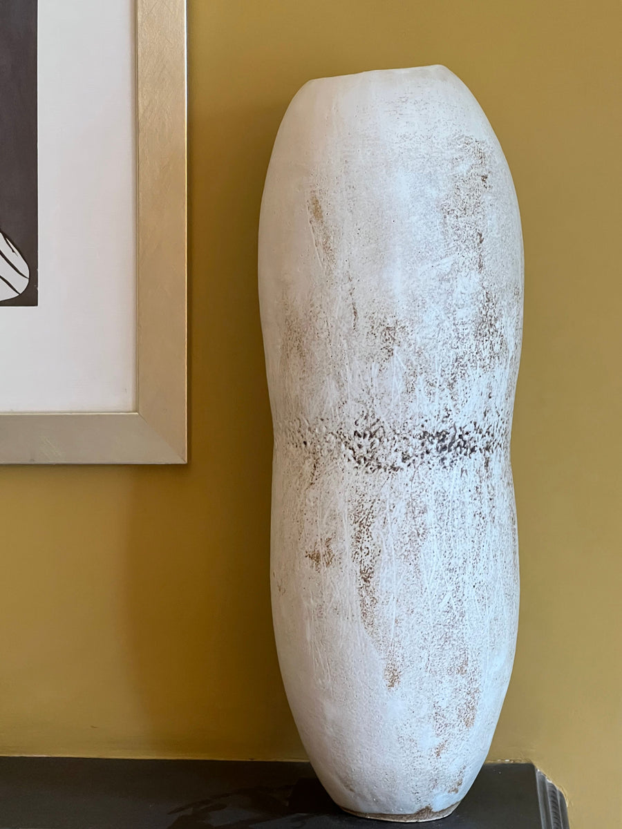 White medium form 4 – Studio Cennen