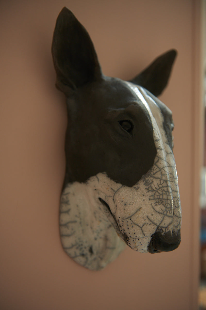 Bully : Wall Hung – Studio Cennen